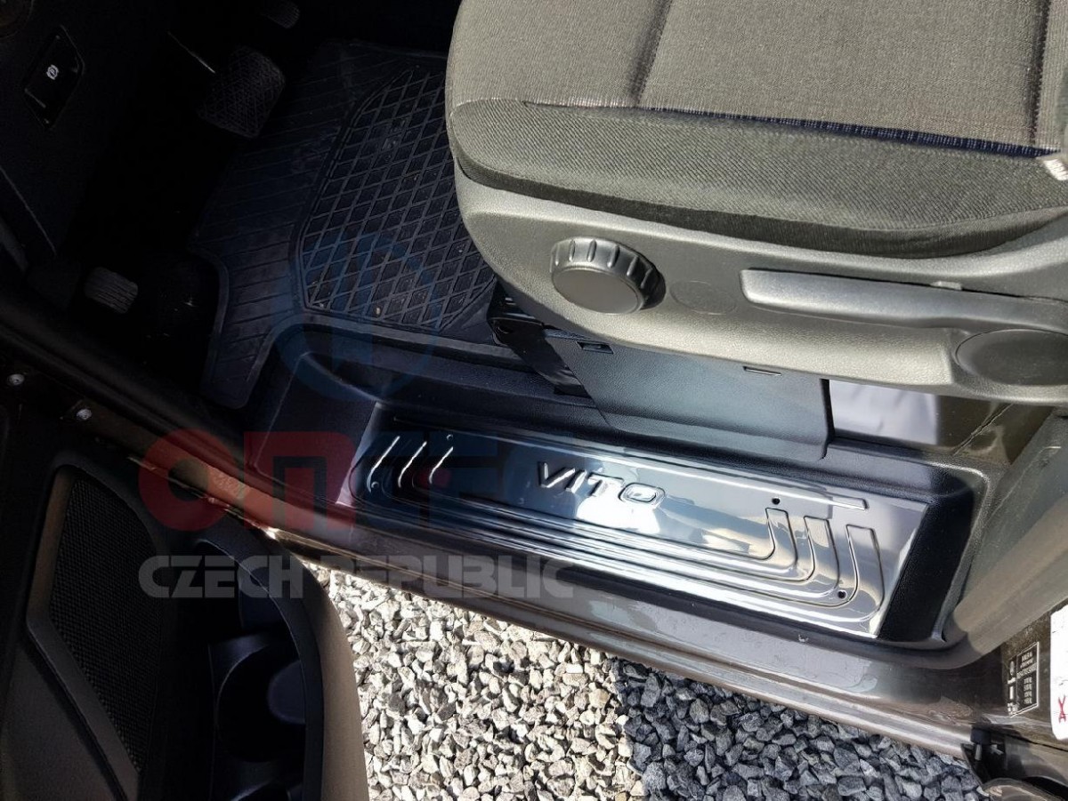 Mercedes Benz Vito W447 2014+ - NEREZ chrom prahové lišty 3D | Tuning-in.sk