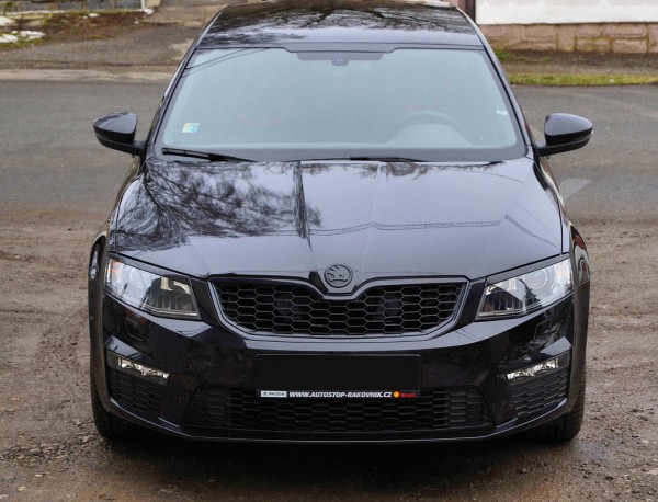 Škoda Scala - Logo na kapotu MONTE CARLO | Tuning-in.sk